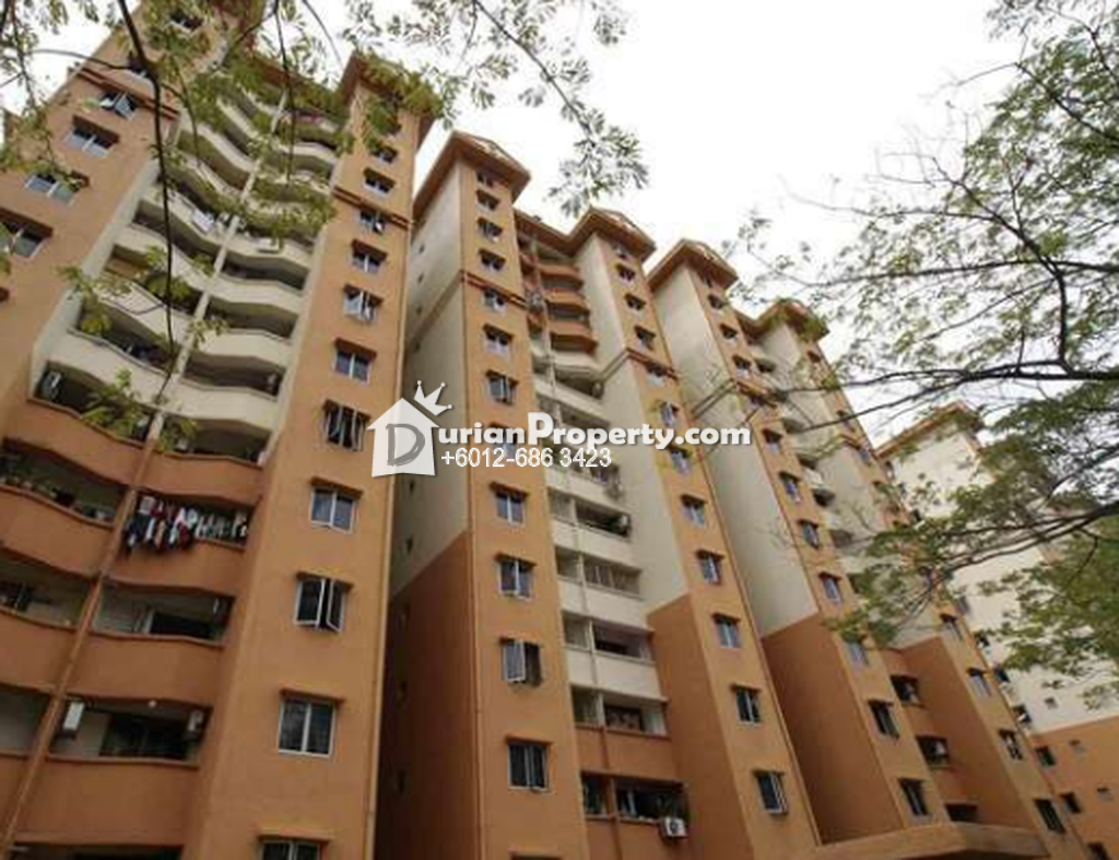 Condo For Sale at Vantage Point