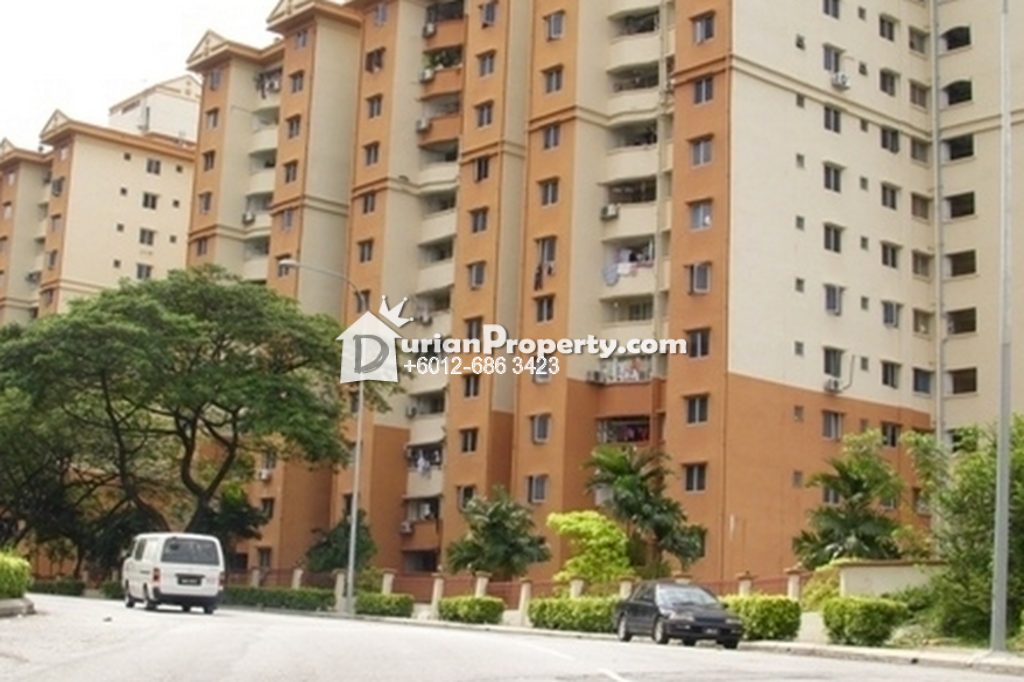 Condo For Sale at Vantage Point