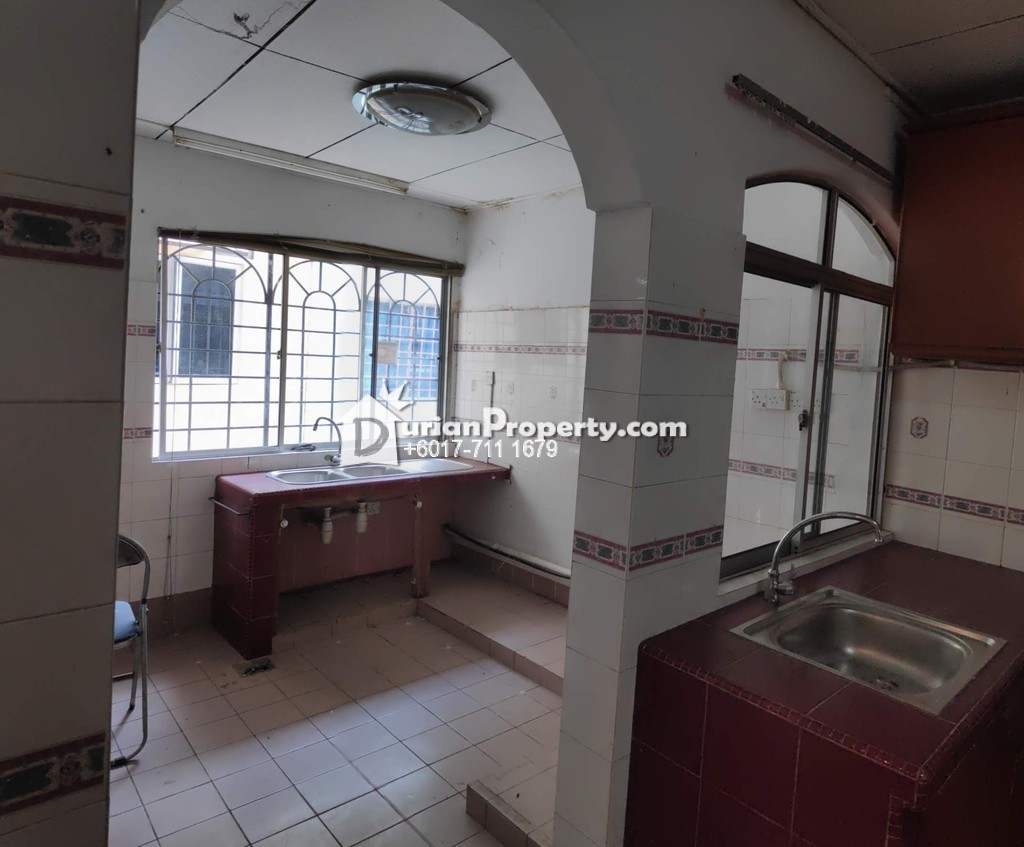 Terrace House For Sale at TTDI Jaya