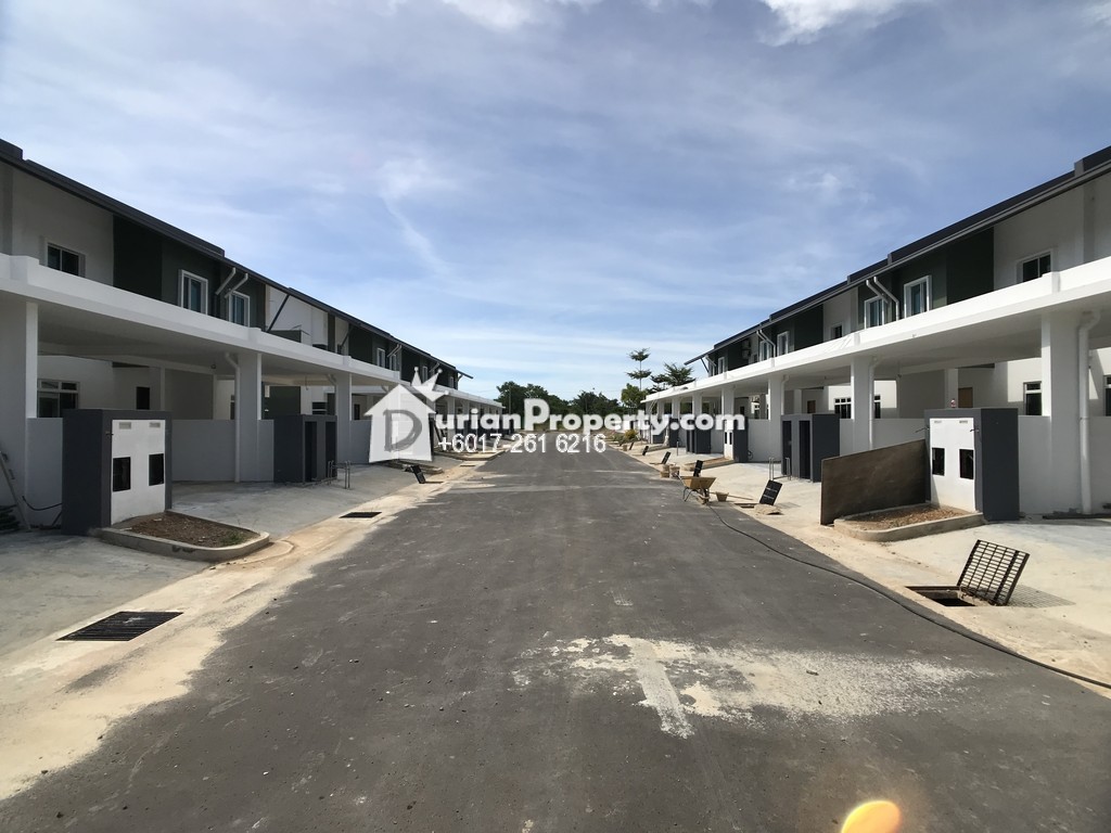 Terrace House For Sale at Taman Jayamas