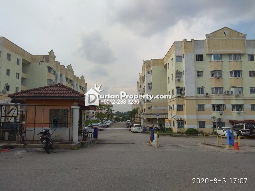 Apartment For Auction at Pangsapuri Mutiara Subang