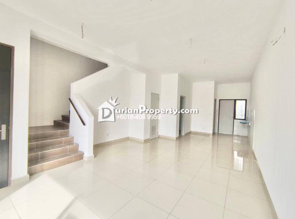 Terrace House For Sale at Bandar Mahkota Banting