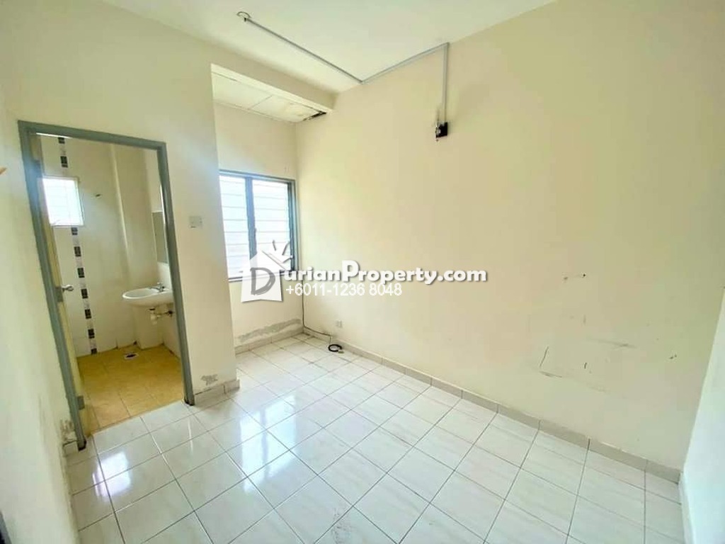 Terrace House For Sale at Antara Gapi