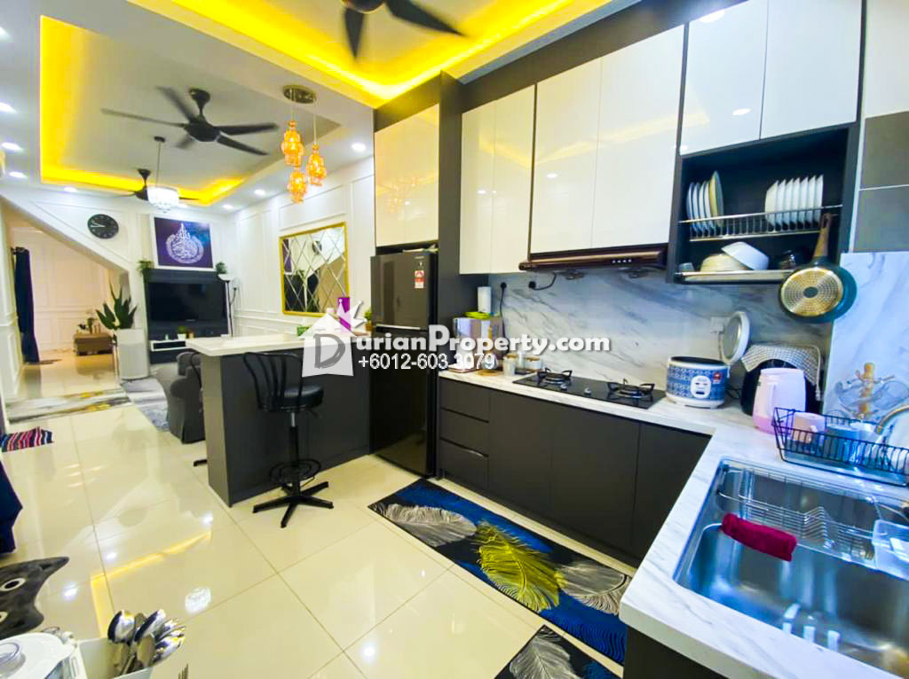 Townhouse For Sale at Simfoni Perdana