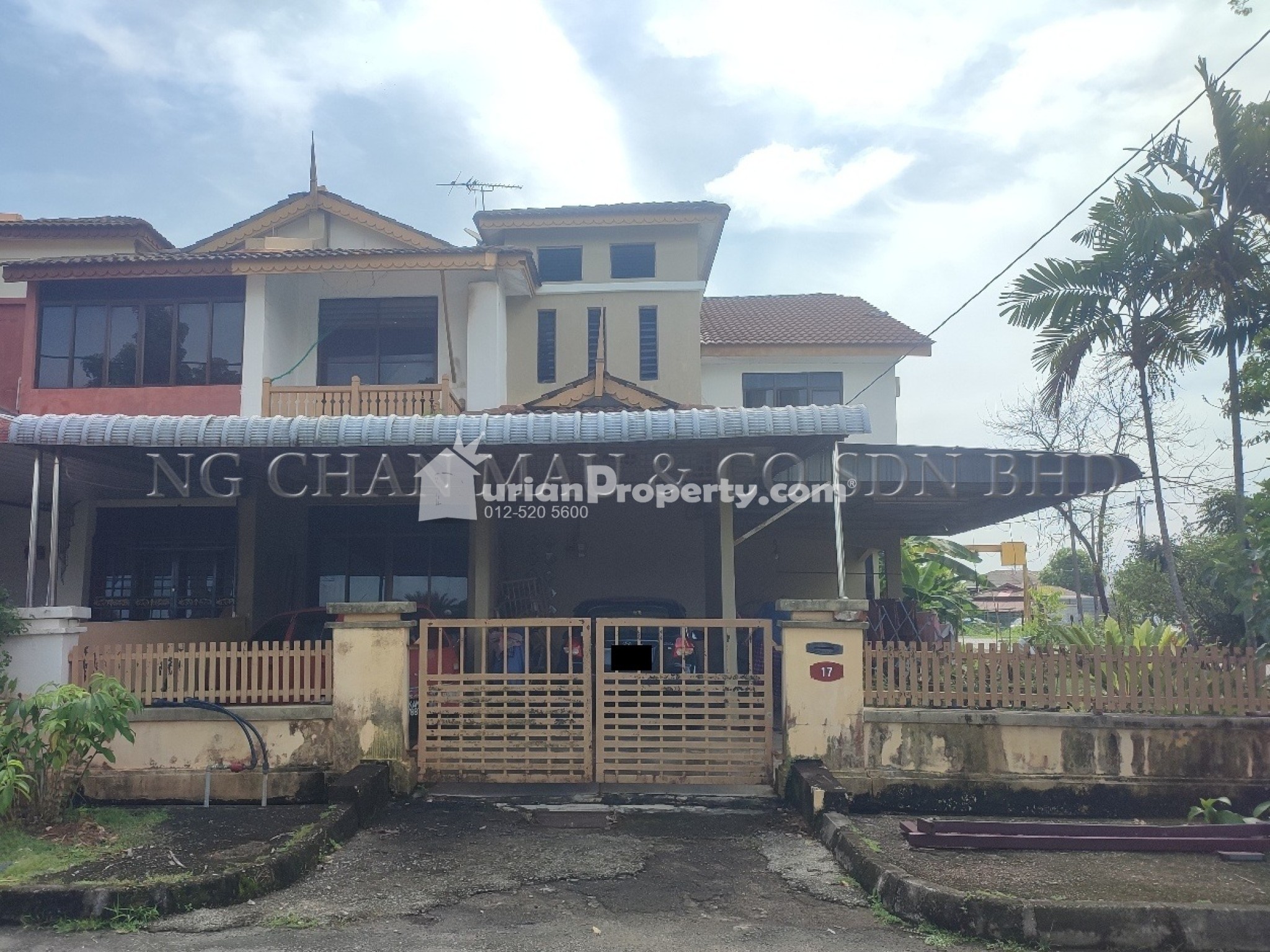Terrace House For Auction at Taman Rakyat Mergong